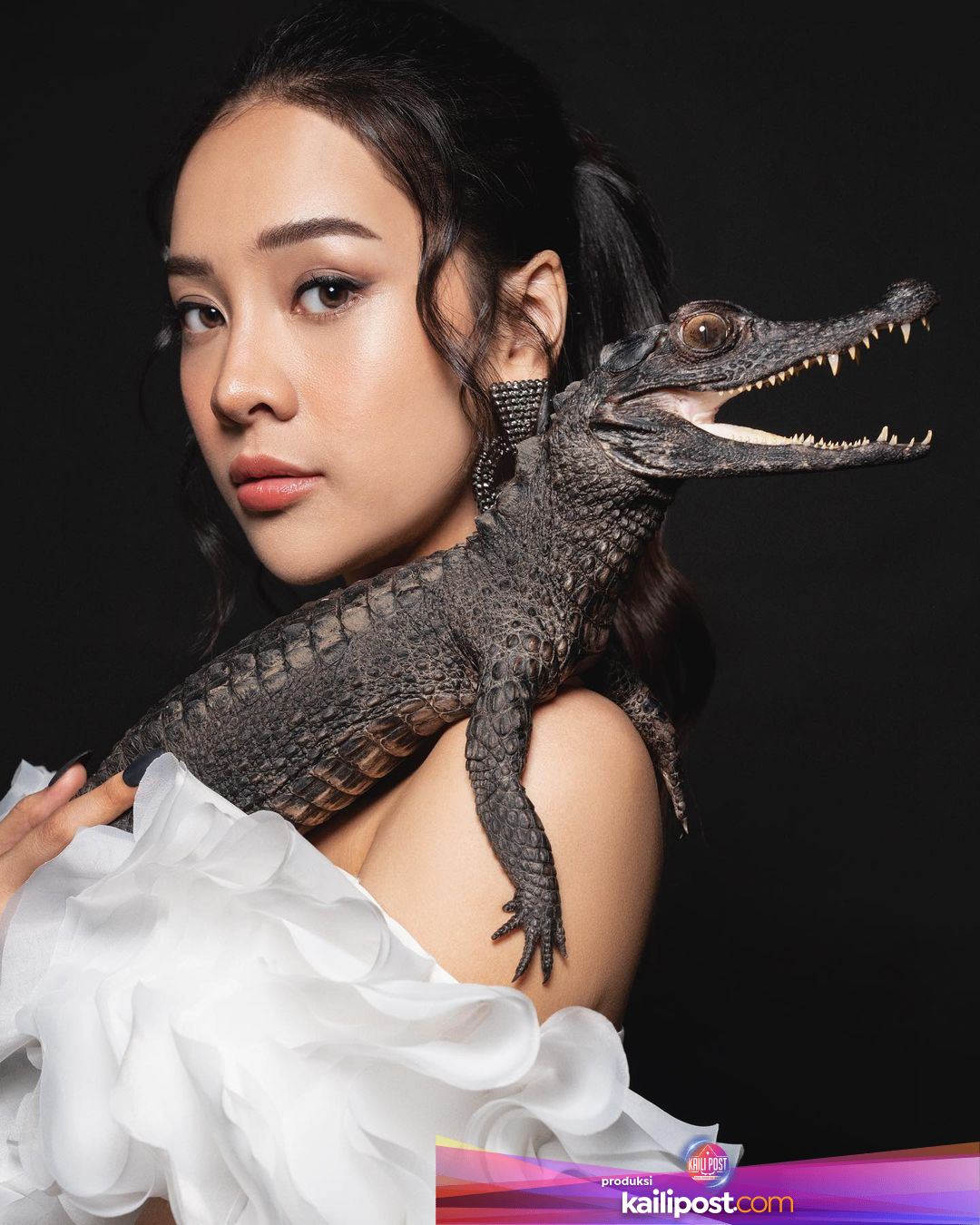 Usai Gisel dan Jedar, Kini Viral Lagi Foto Syur Mirip Anya Geraldine - KAILIPOST